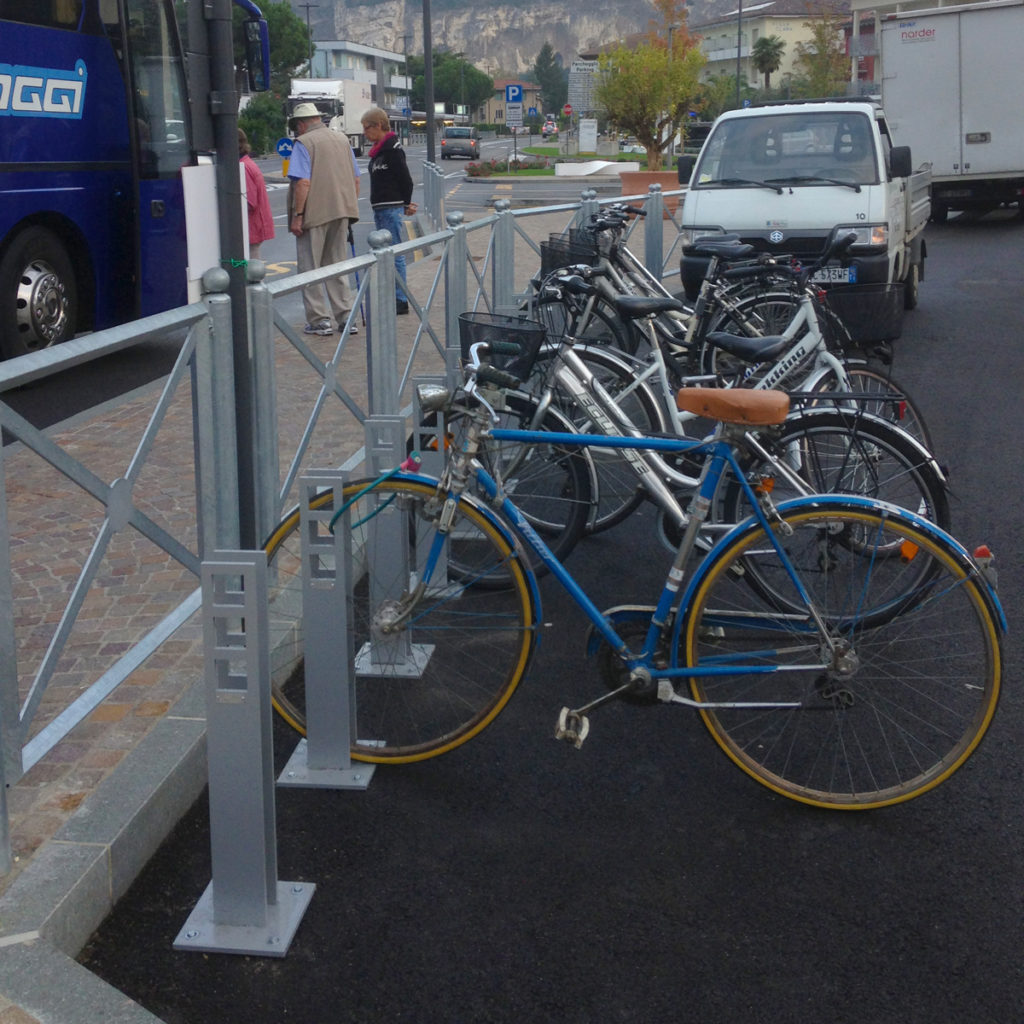 FILM SINGLE street furniture bike racks LAB23