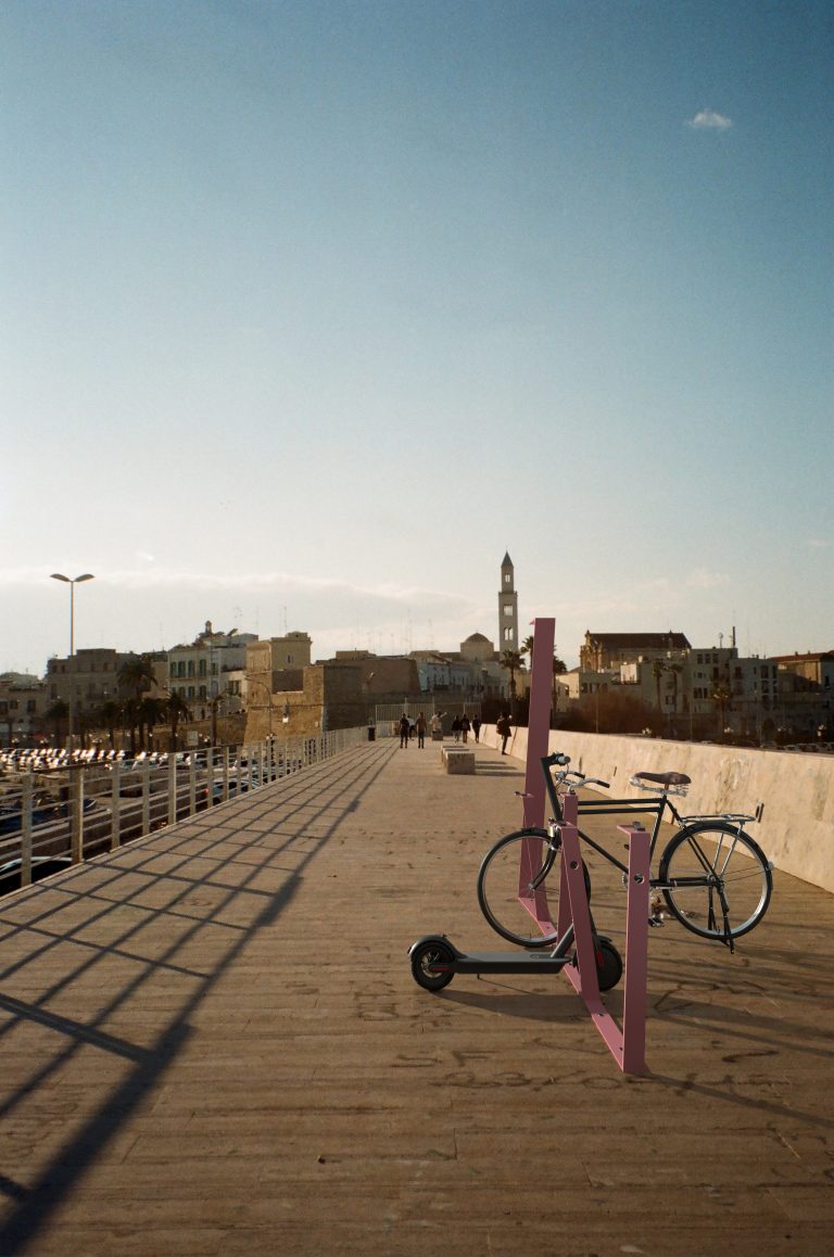 BIKE RACKS: WAVE STRIP - LAB23